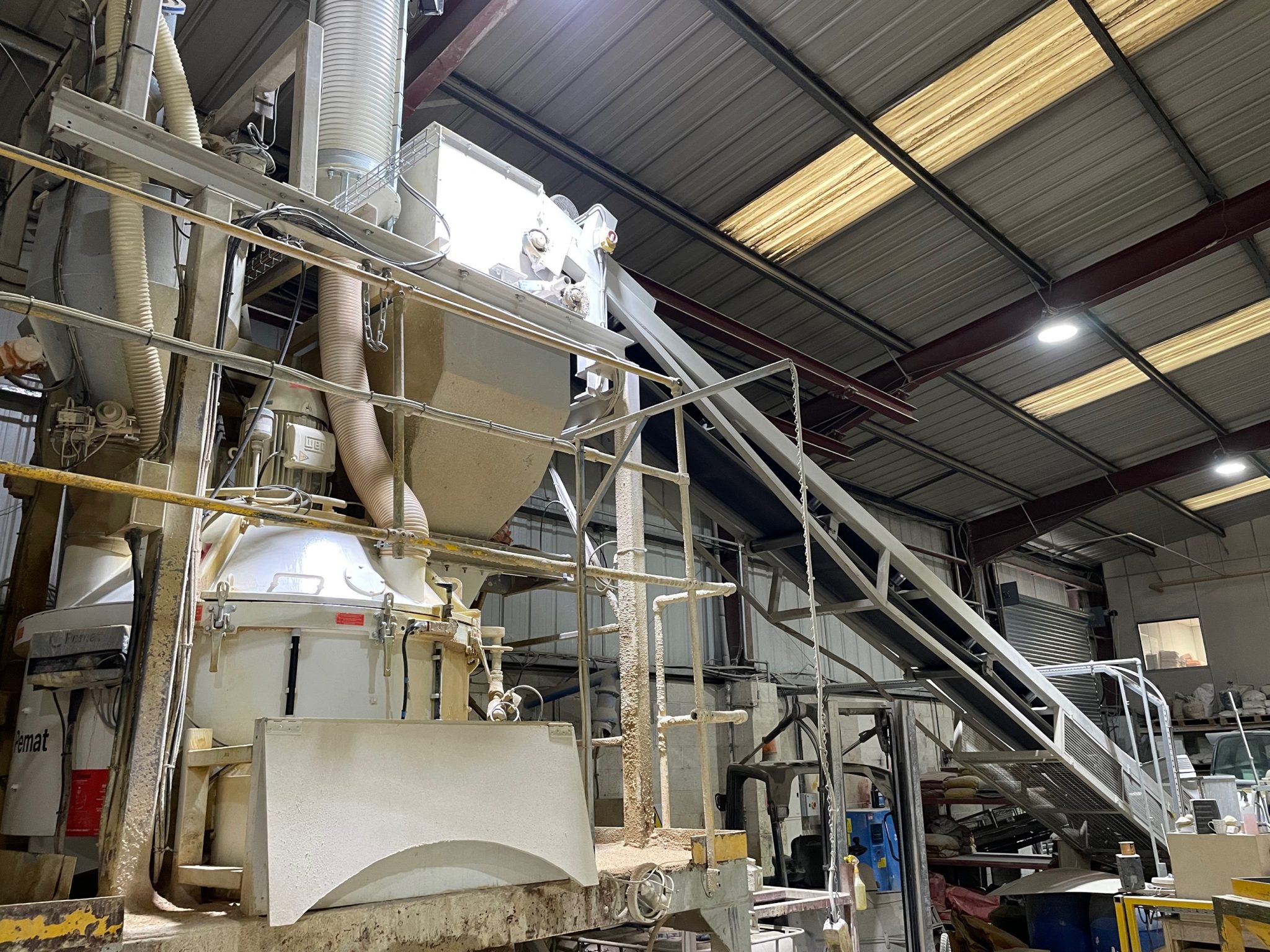 Product: Semi Dry Cast Stone | Amber Valley Stone